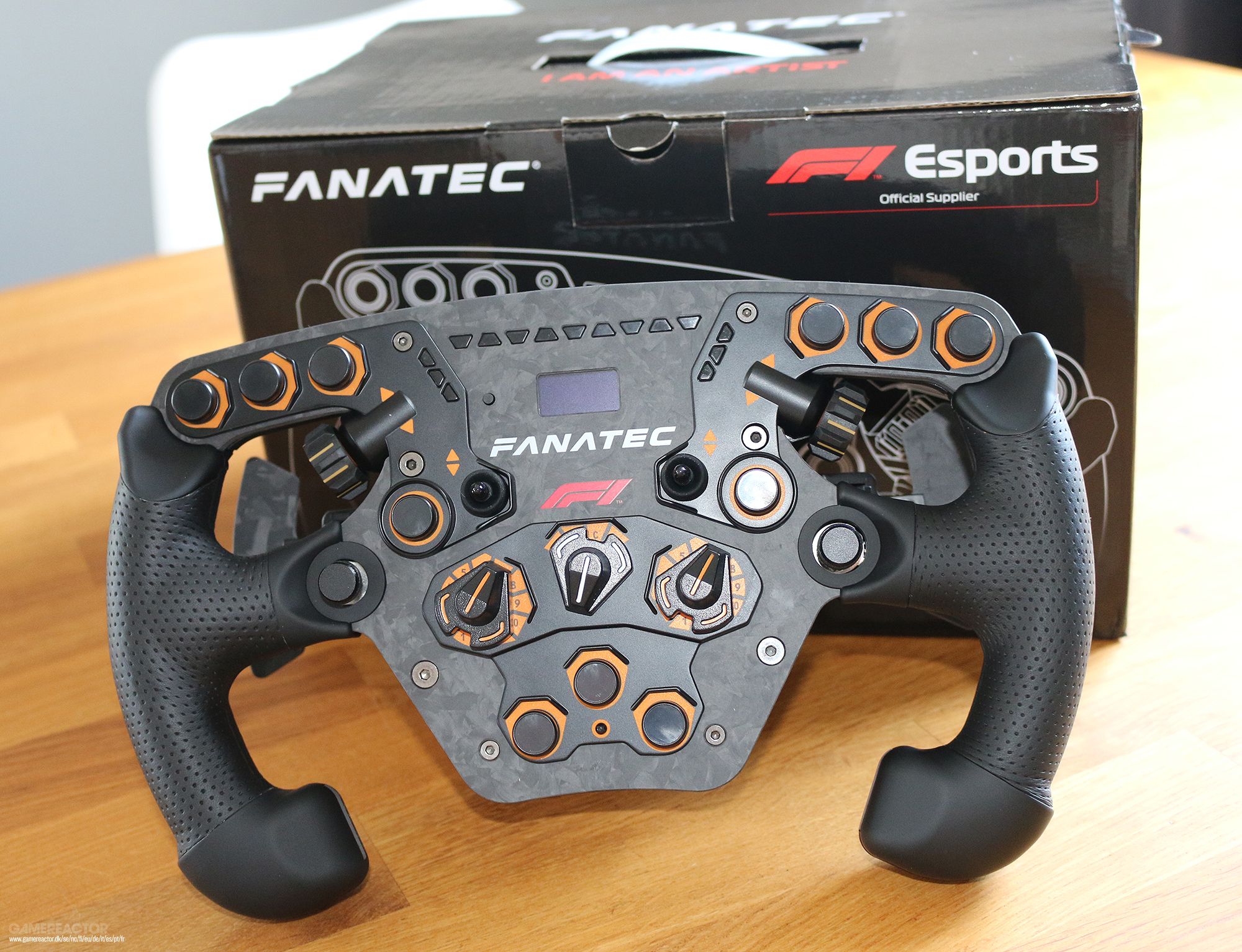 Voici le nouveau volant F1 Fanatec ! - - Gamereactor