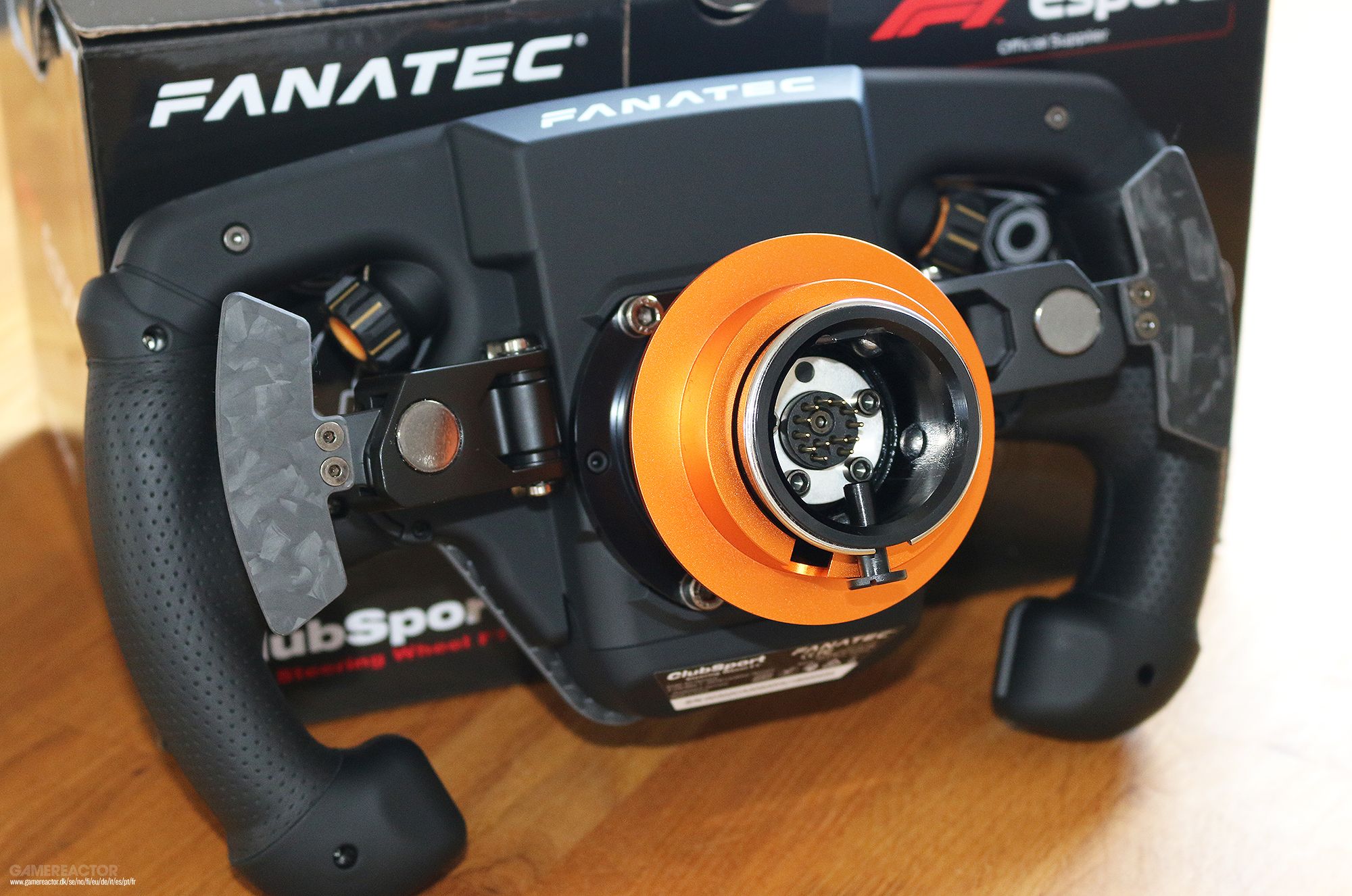 Voici le nouveau volant F1 Fanatec ! - - Gamereactor