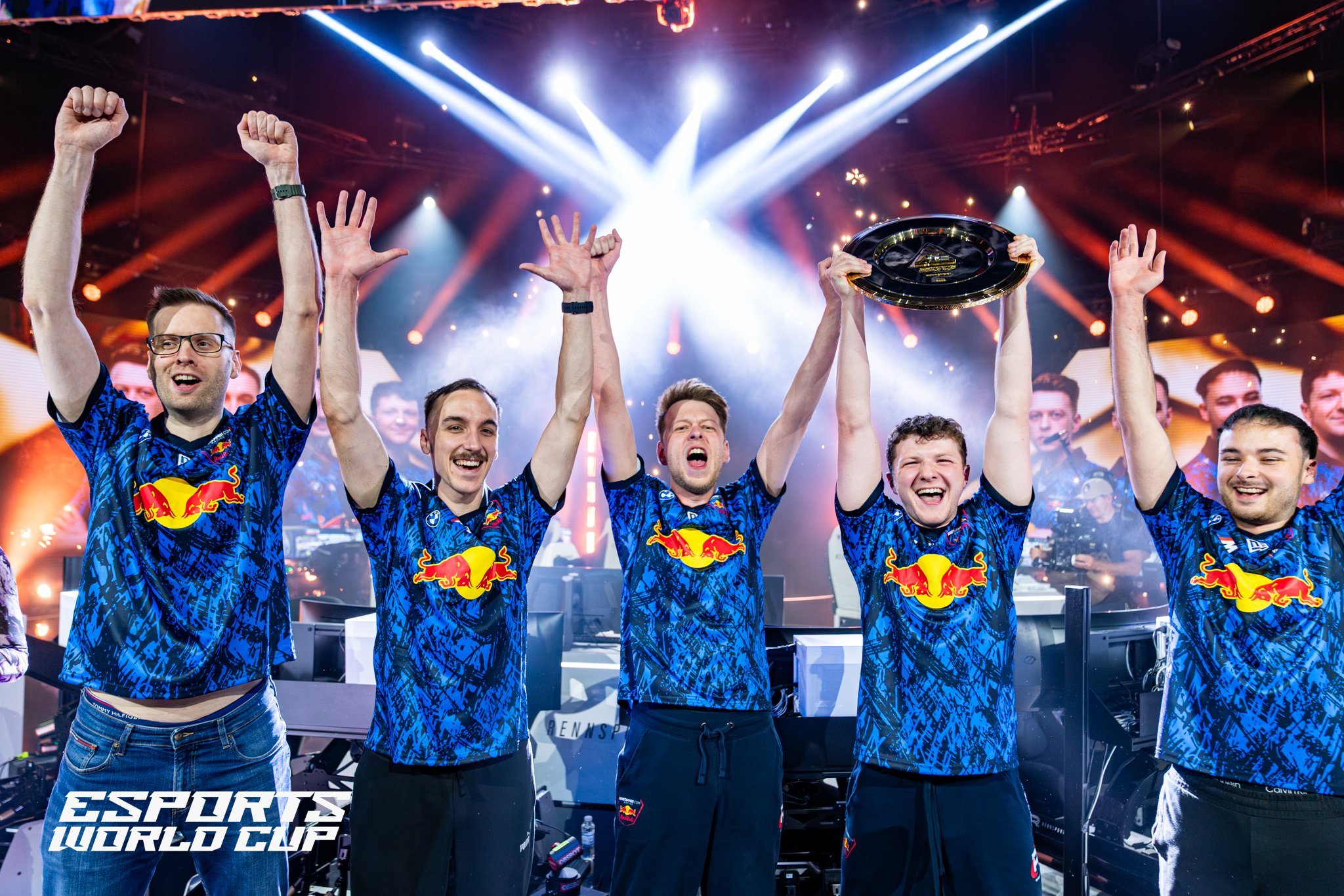 Team Redline défend son titre de champion du monde d'esports en ...
