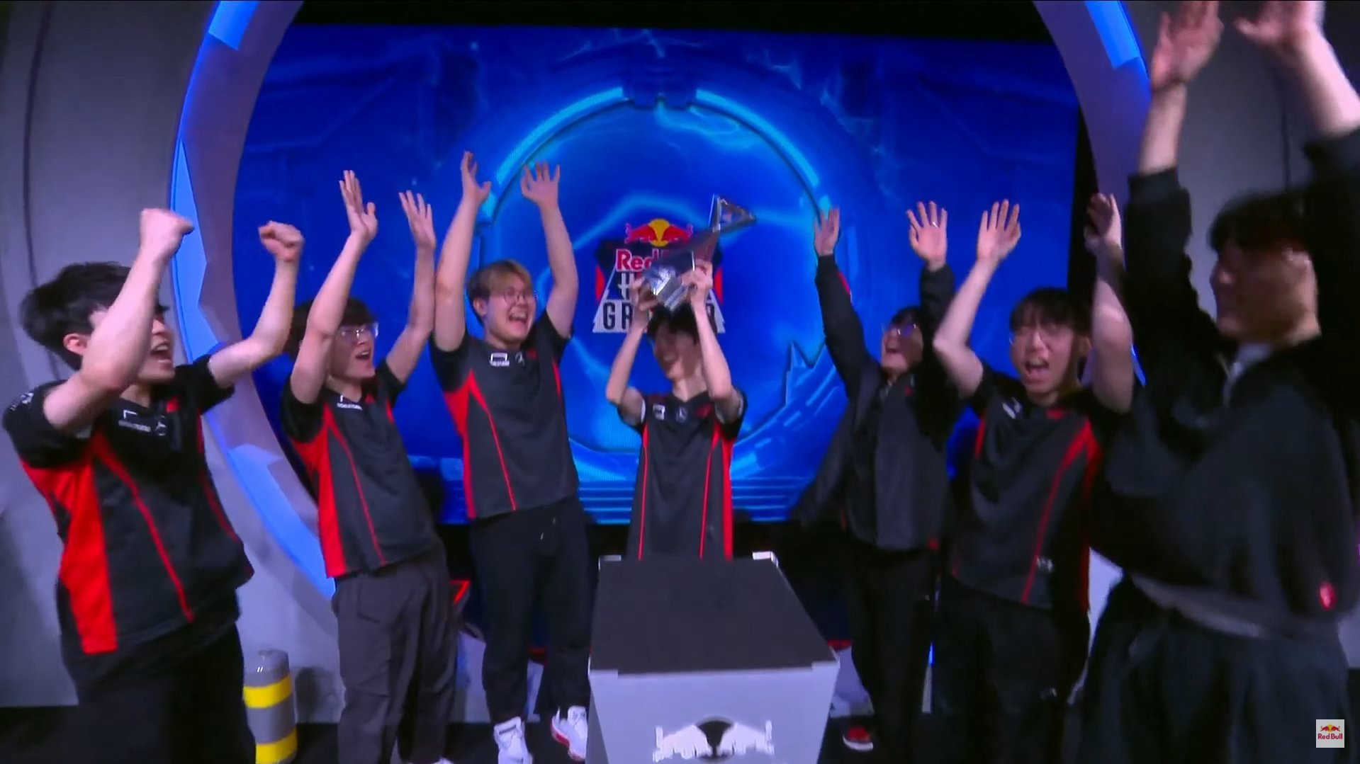 T1 couronné champion du Red Bull Home Ground 2024 - Valorant - Gamereactor