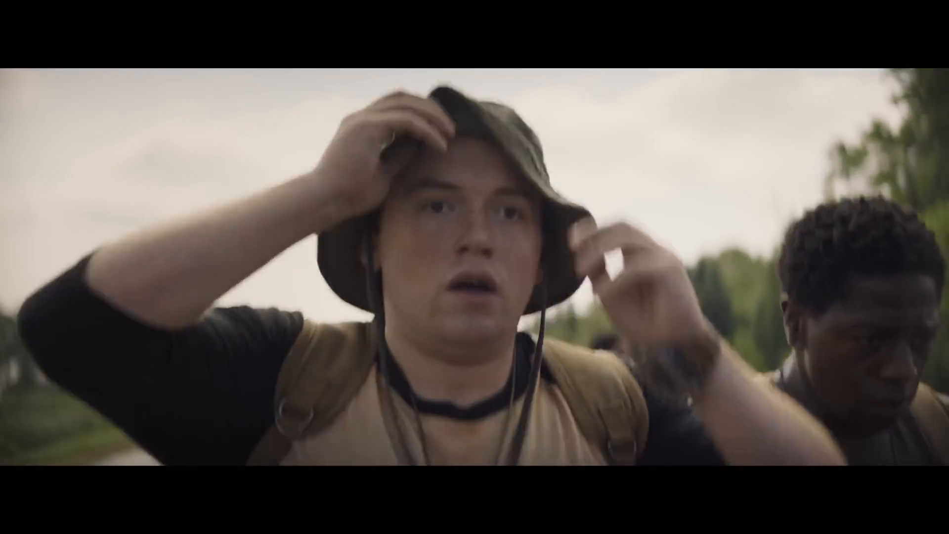 The Long Walk La bande-annonce montre Mark Hamill dans le rôle du ...