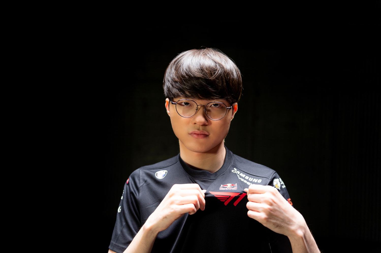 League of Legends Le pro Faker unit ses fans dans le soutien après un ...